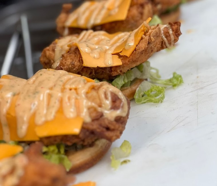 Beaks Chicken - West - 6350 Dewdney Ave, Regina, SK