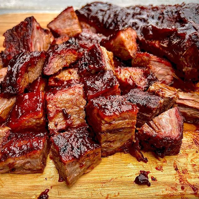 Pig In! Pig Out! BBQ - 1003 East 13th Street North, Wichita, KS